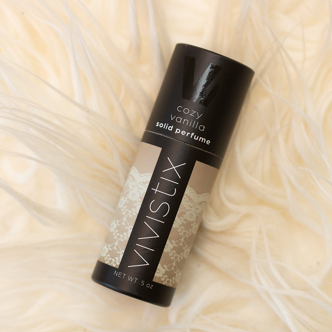 Affordable Travel Perfume: Cozy Vanilla Solid Fragrance – vivistix
